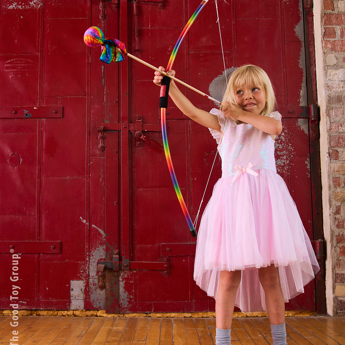 Two Bros Bows Rainbow Bow and Arrows Box Set – Dancing Bear Toys