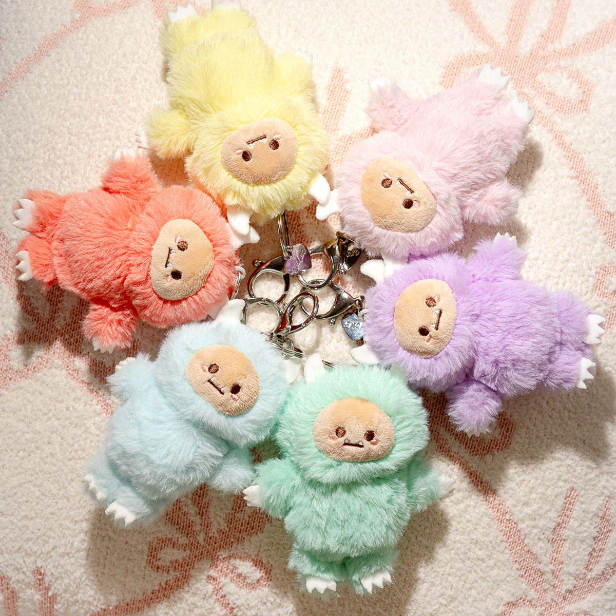 Smoko Hank Yeti Goes Pastel Blind Box – Dancing Bear Toys